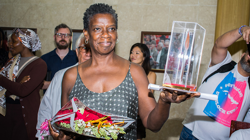 🔊 Reconocen en Granma labor solidaria de la luchadora norteamericana ...