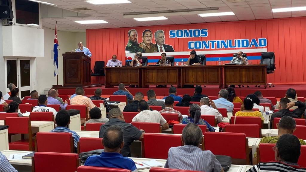 Realizan en Granma Consejo Provincial de Gobierno | CMKX Radio Bayamo