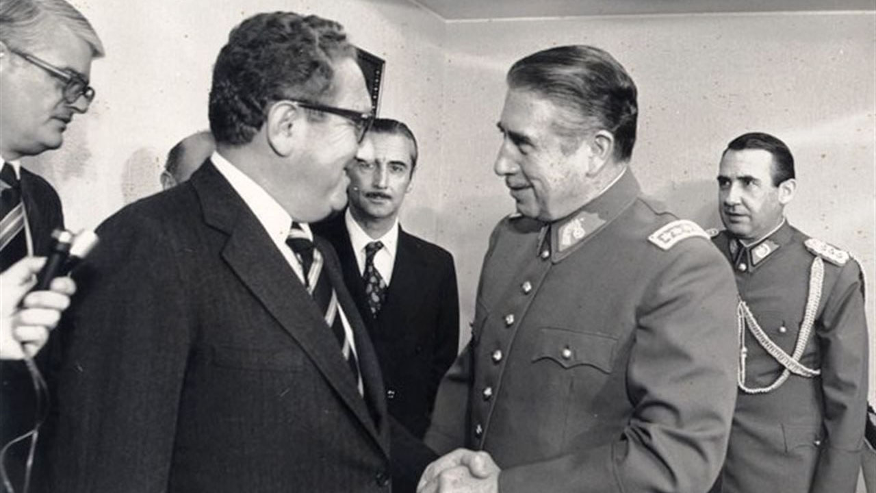 Henry Kissinger, el criminal de guerra que ganó un premio Nobel | CMKX ...