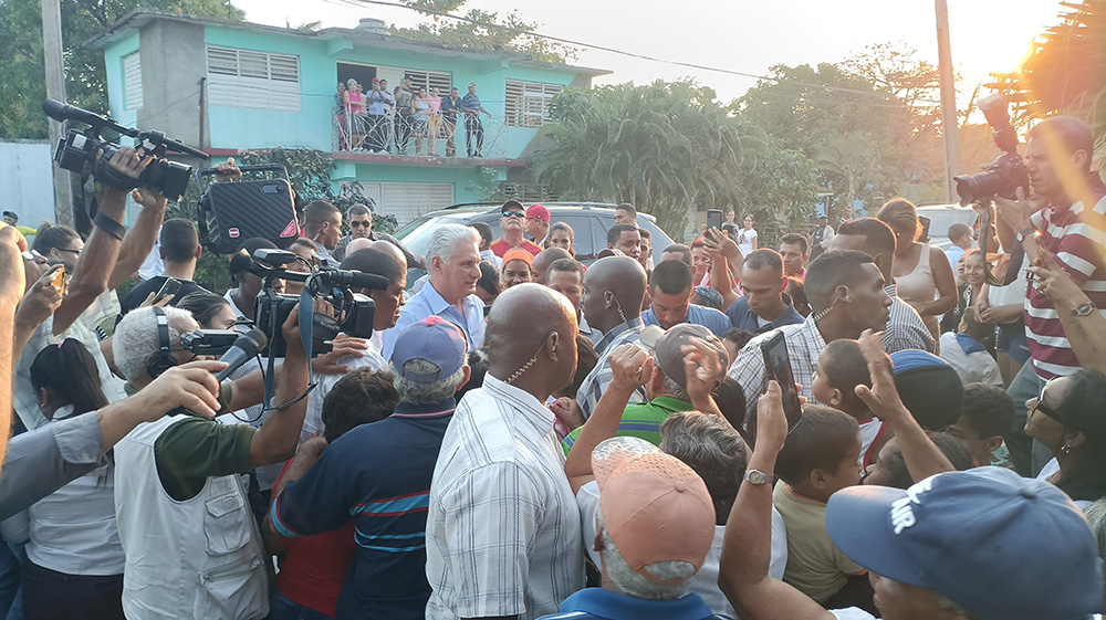 Recorre Díaz-Canel lugares de interés económico-social de Río Cauto ...