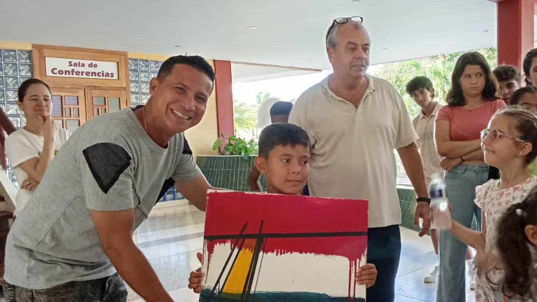 🔊 Tin Cremata: ¡Gracias, Manzanillo! (+ audio) | CMKX Radio Bayamo