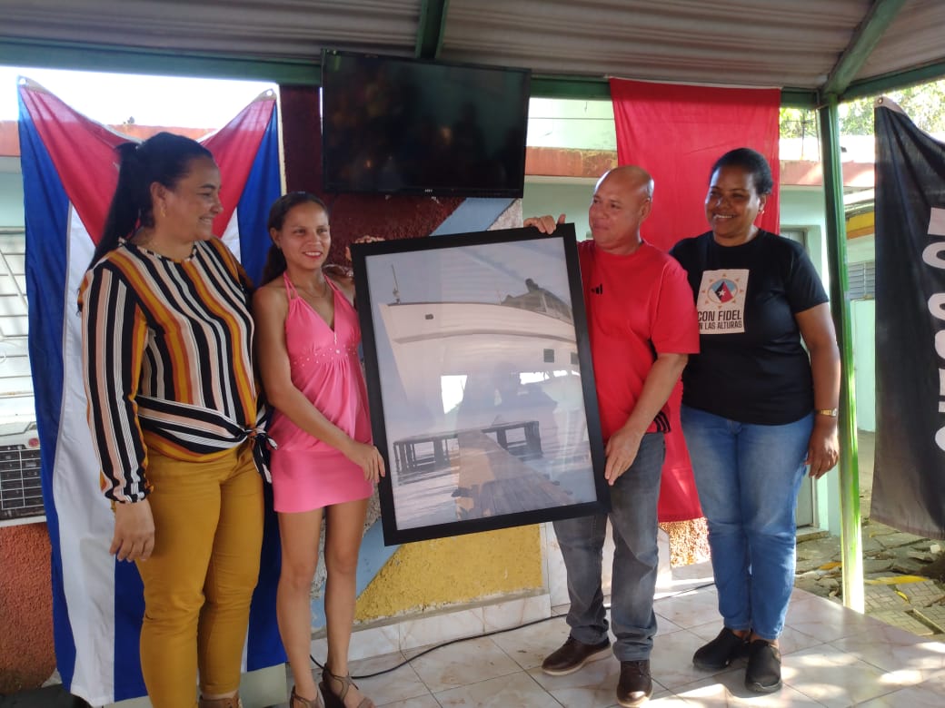 Otorgan condición distinguido laboral a la Empresa ATM Granma | CMKX ...